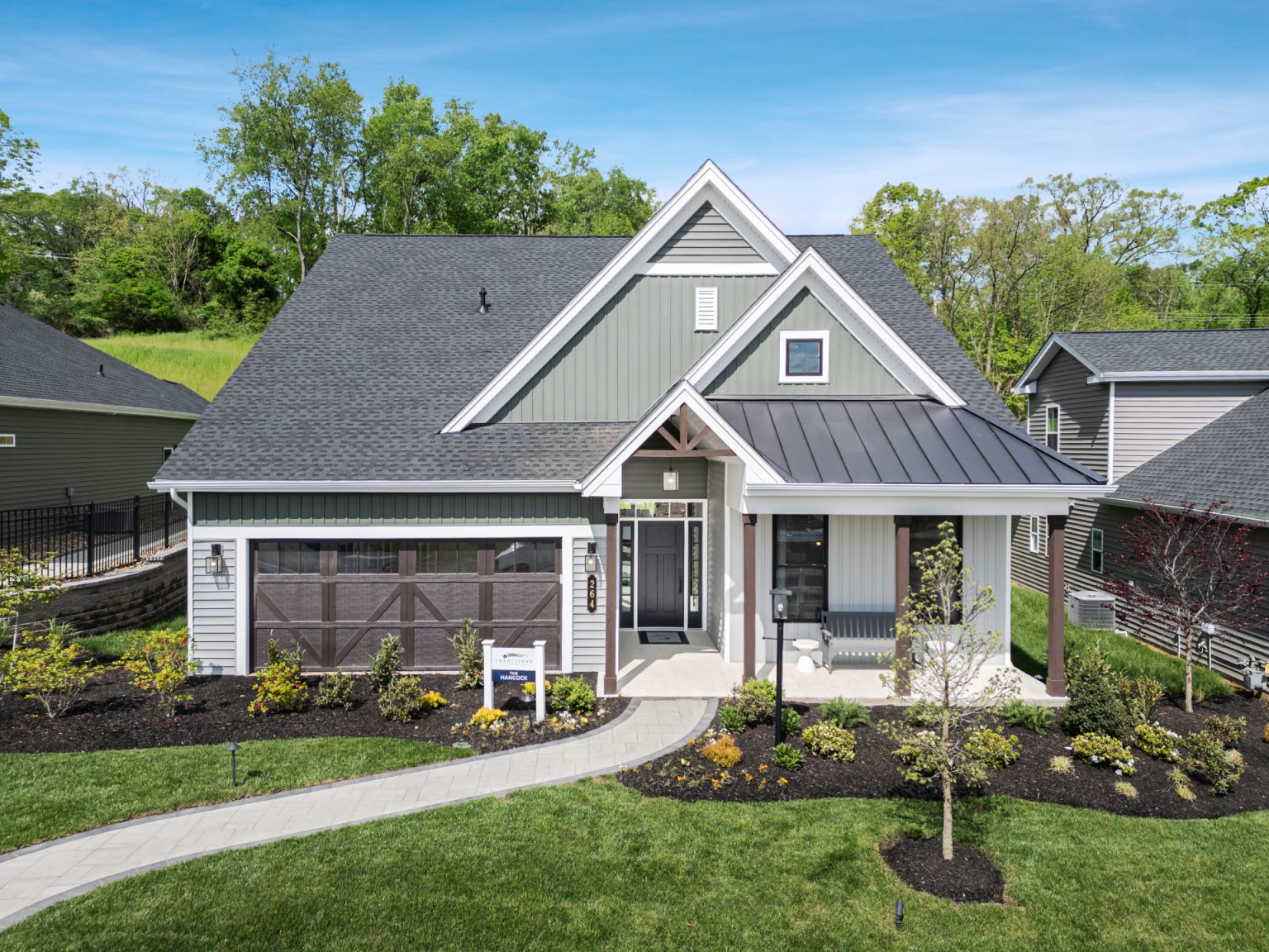 Rose Ridge - Traditions of America